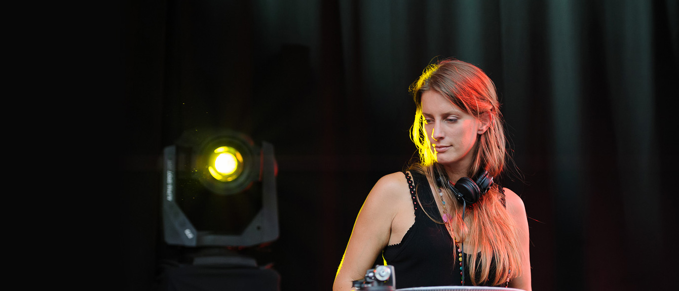 Best Sonja Moonear Songs of All Time - Top 7 Tracks