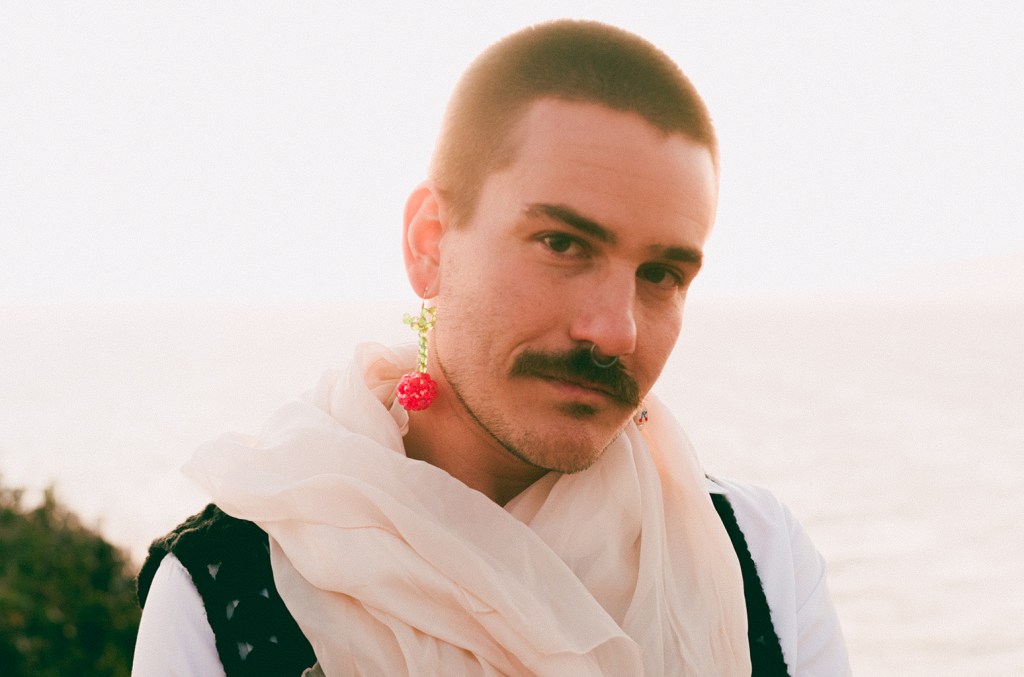 Best Medium Build Songs of All Time - Top 10 Tracks