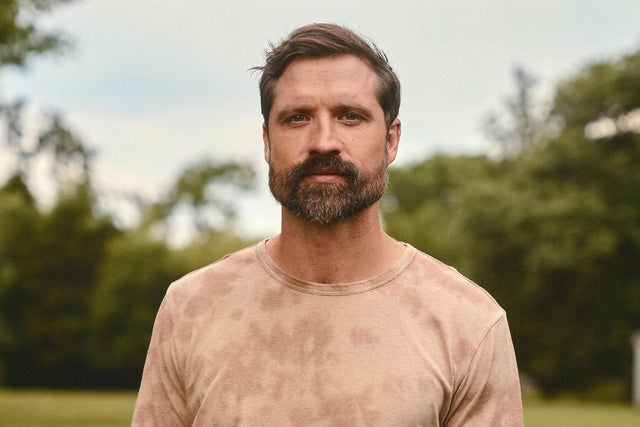 Walker Hayes: Duck Buck Tour at Amphitheater at White River State Park ...