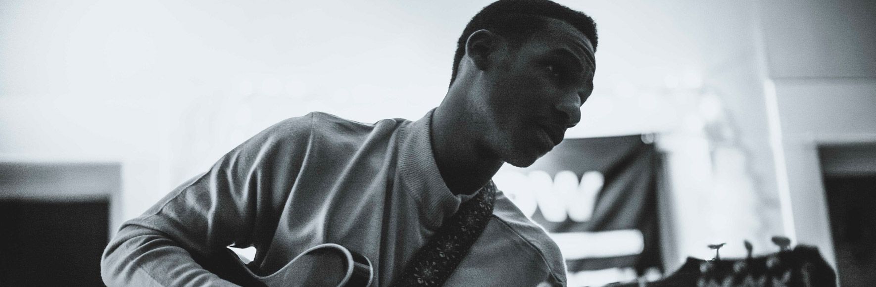Leon Bridges at Santa Barbara Bowl - Wednesday, Oct 16 2024 | Discotech