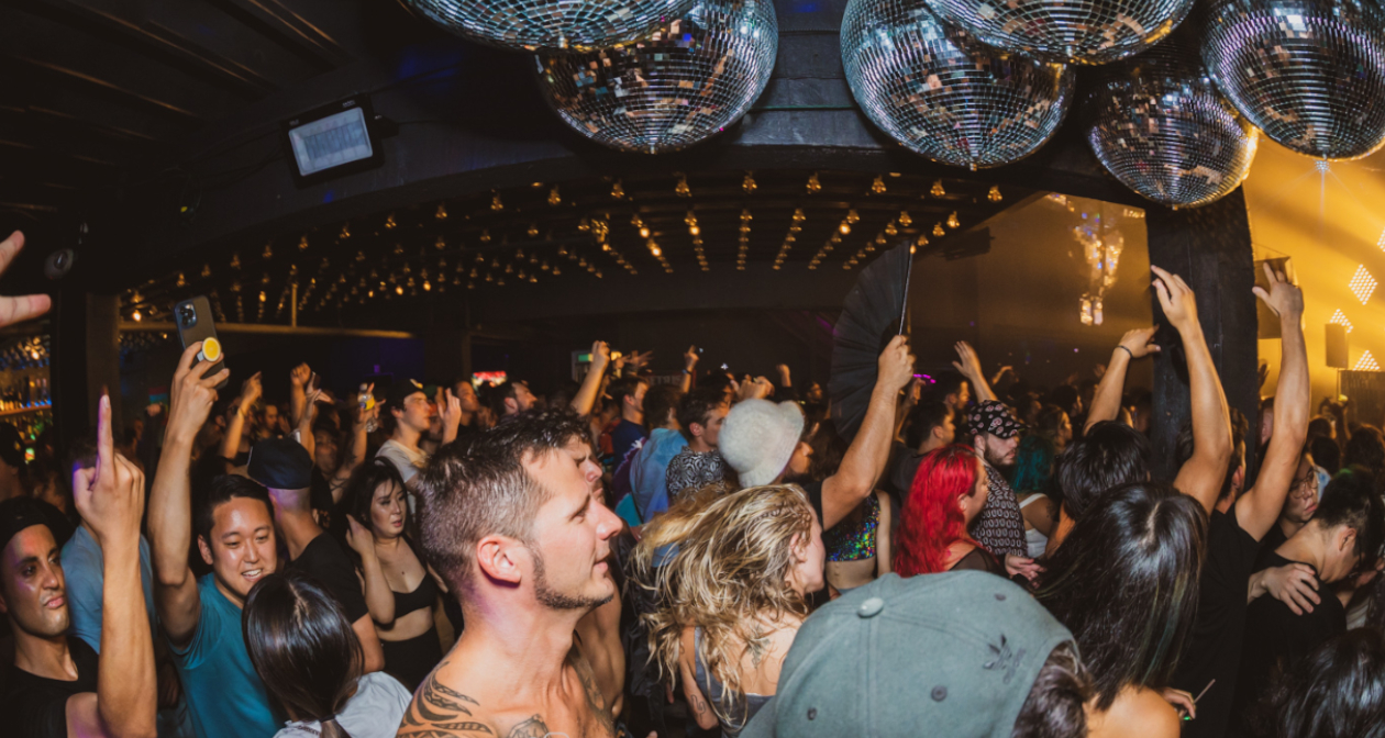 How Bottle Service at Supernova Seattle Works [2023 GUIDE] - Discotech