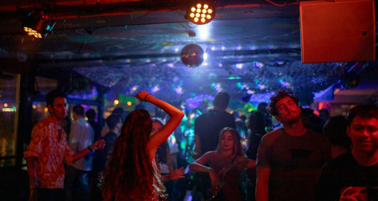 How Le Mazette Paris Tickets & Promo Codes Works: FAQ & Tips - Discotech